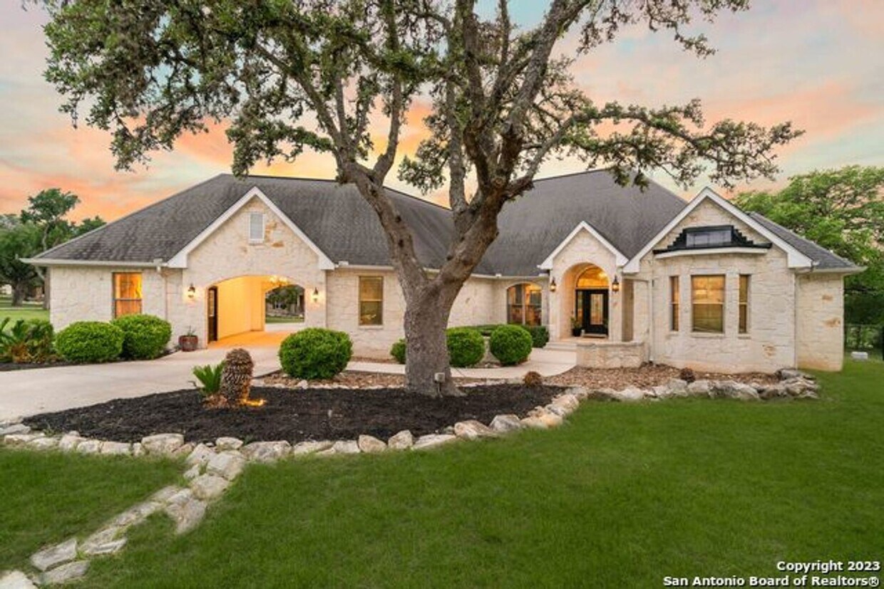 235 Ledgestone Trail, Spring Branch, TX 78070 - House Rental in Spring ...