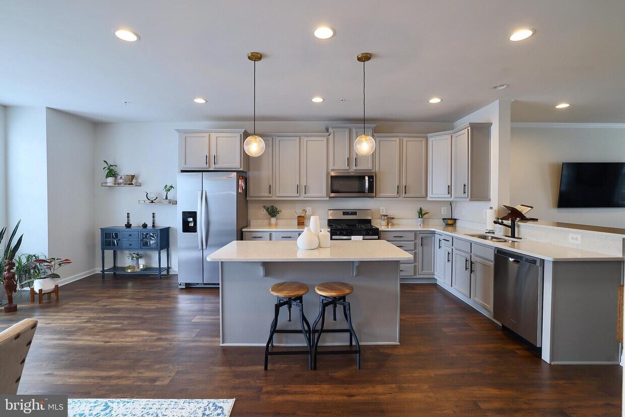 7517 Van Allen Ln, Lanham, MD 20706 - Townhome Rentals in Lanham MD ...
