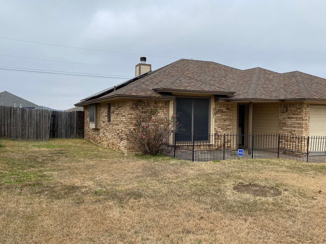 607 N 21St St, Copperas Cove, TX 76522 - House Rental in Copperas Cove ...