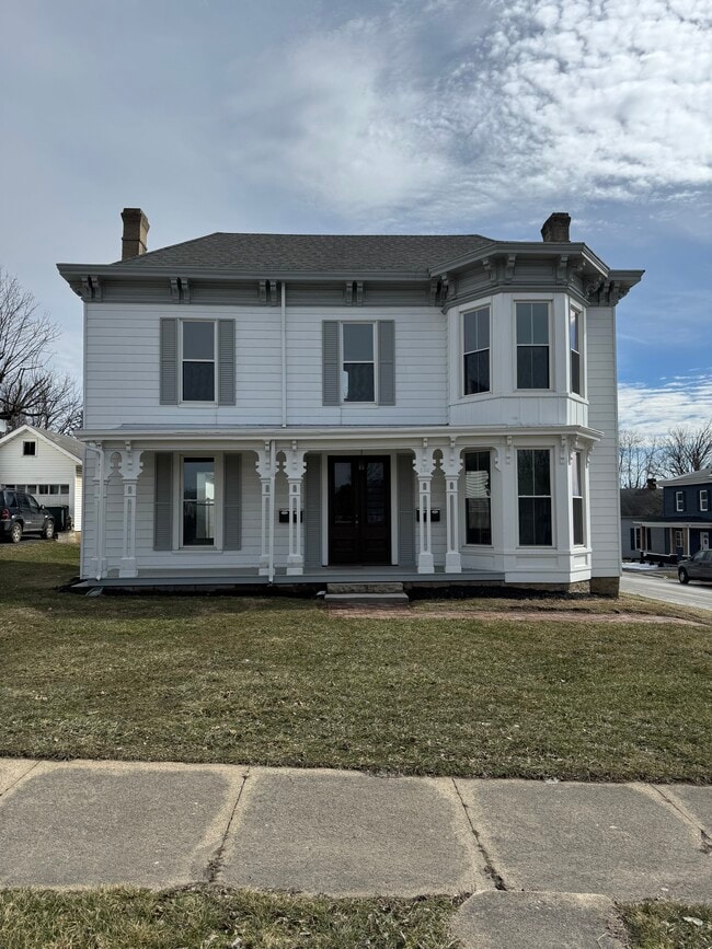 Sinking Spring, OH Houses for Rent with High Ceilings - 10 Homes