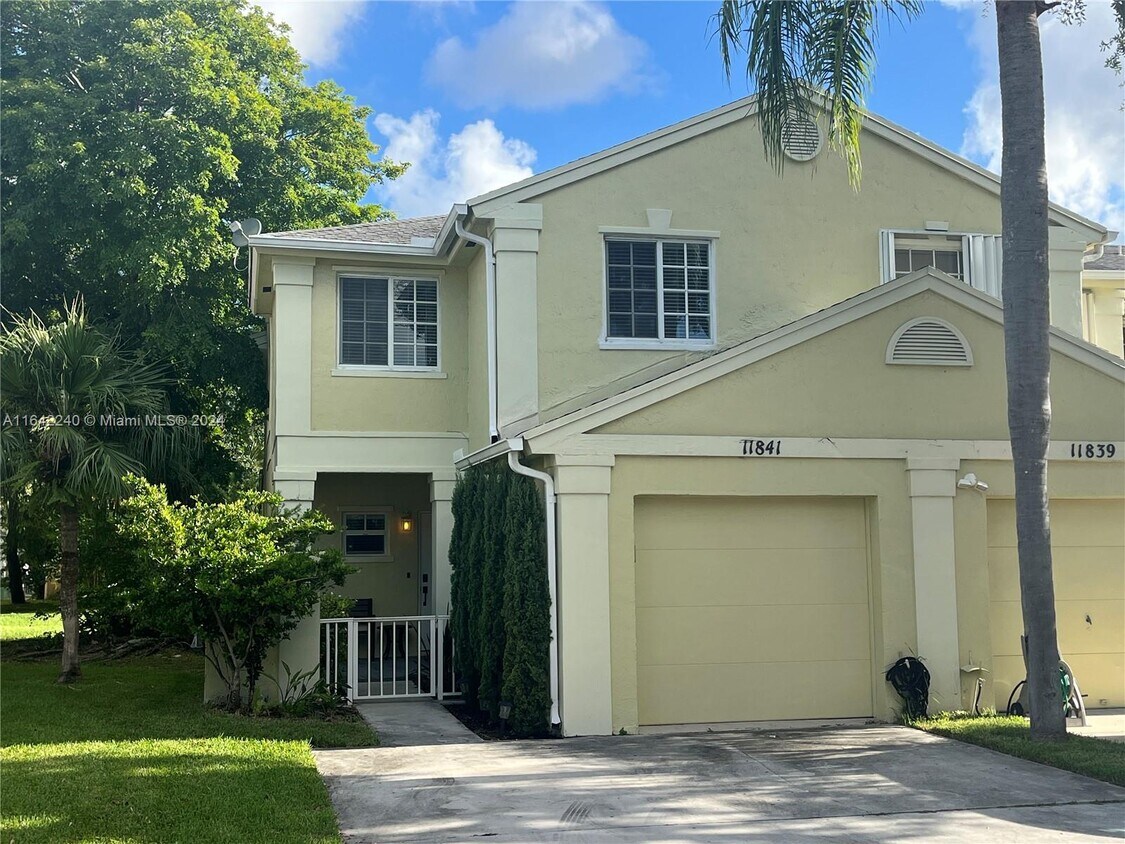 11841 SW 99th St, Miami, FL 33186 - Townhome Rentals in Miami FL ...