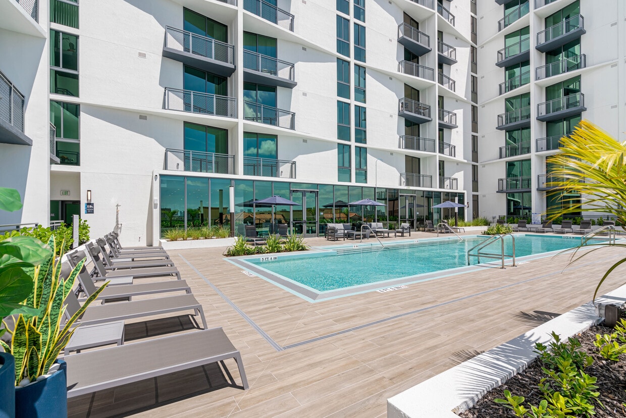 Nine Hollywood - Apartments in Hollywood, FL | Apartments.com
