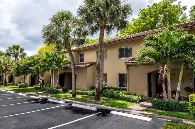 Legacy at Hialeah - Alquileres en Hialeah, FL | Apartamentos.com