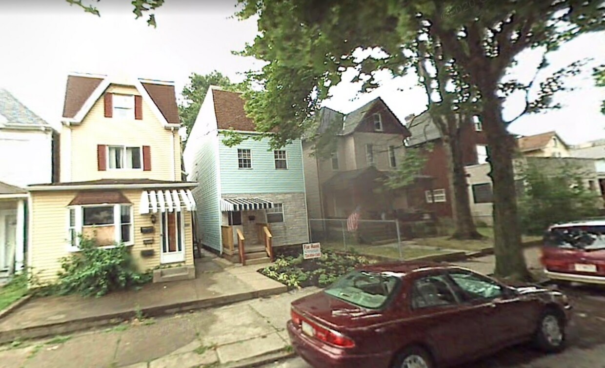 542 5th Ave, New Kensington, PA 15068 - Townhome Rentals in New Kensington PA | Apartments.com