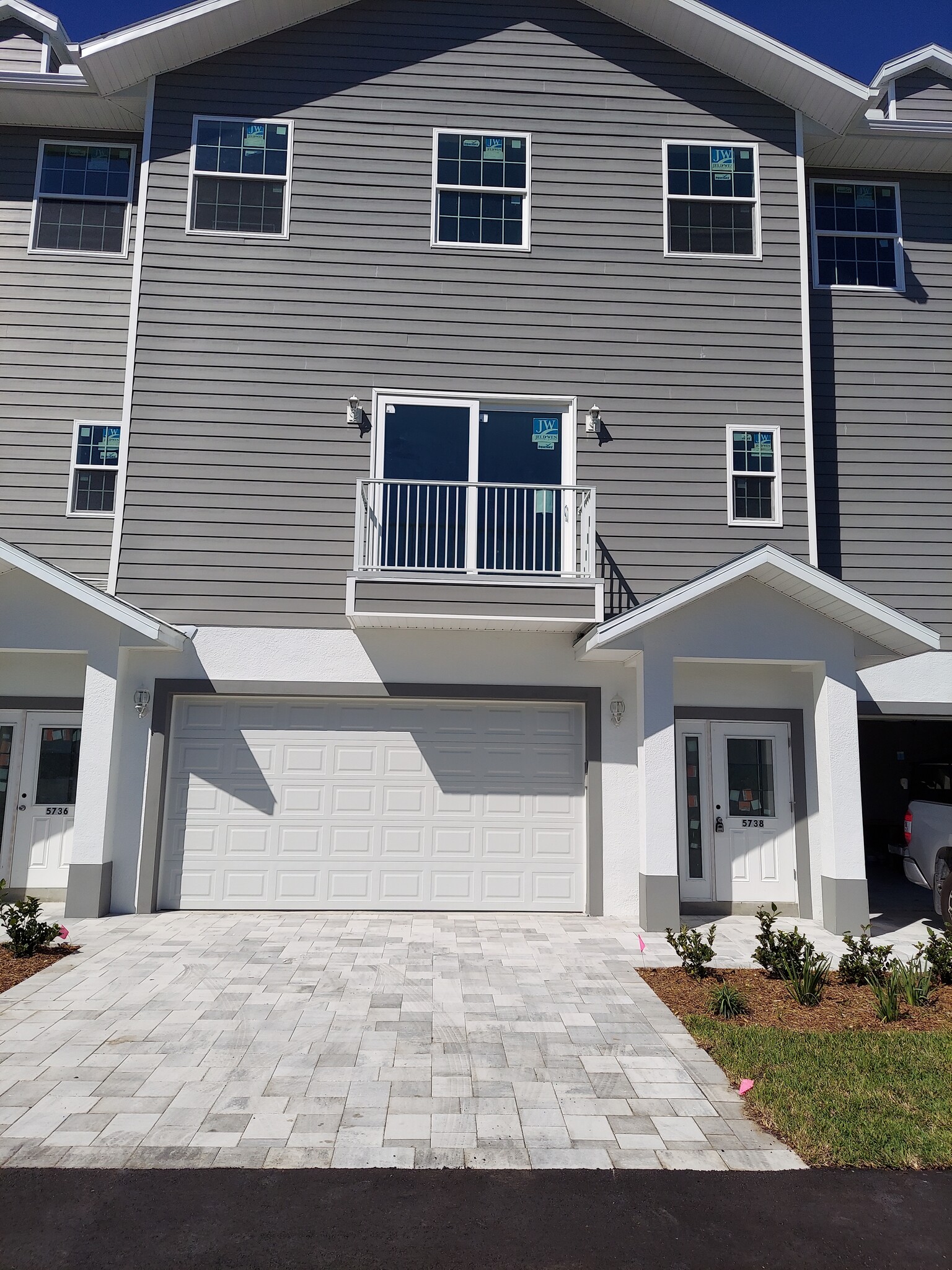 5738 Biscayne Ct, New Port Richey, FL 34652 - Townhome Rentals in New ...