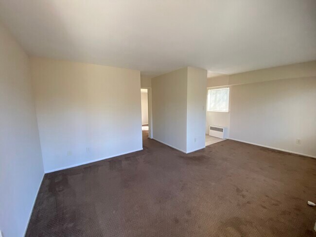 Westover Court Apartments - Apartments in Arlington, VA | Apartments.com