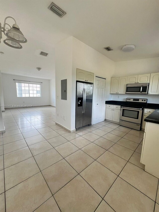 7281 NW 174Th Terrace Unit 204, Hialeah, FL 33015 - Condo for Rent in ...