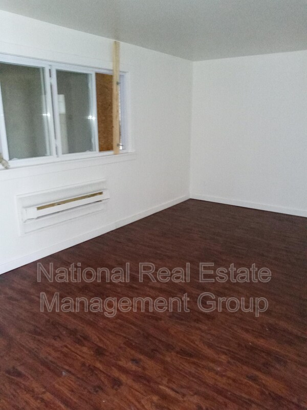 15211 Fenkell Ave, Detroit, MI 48227 - Condo for Rent in Detroit, MI ...