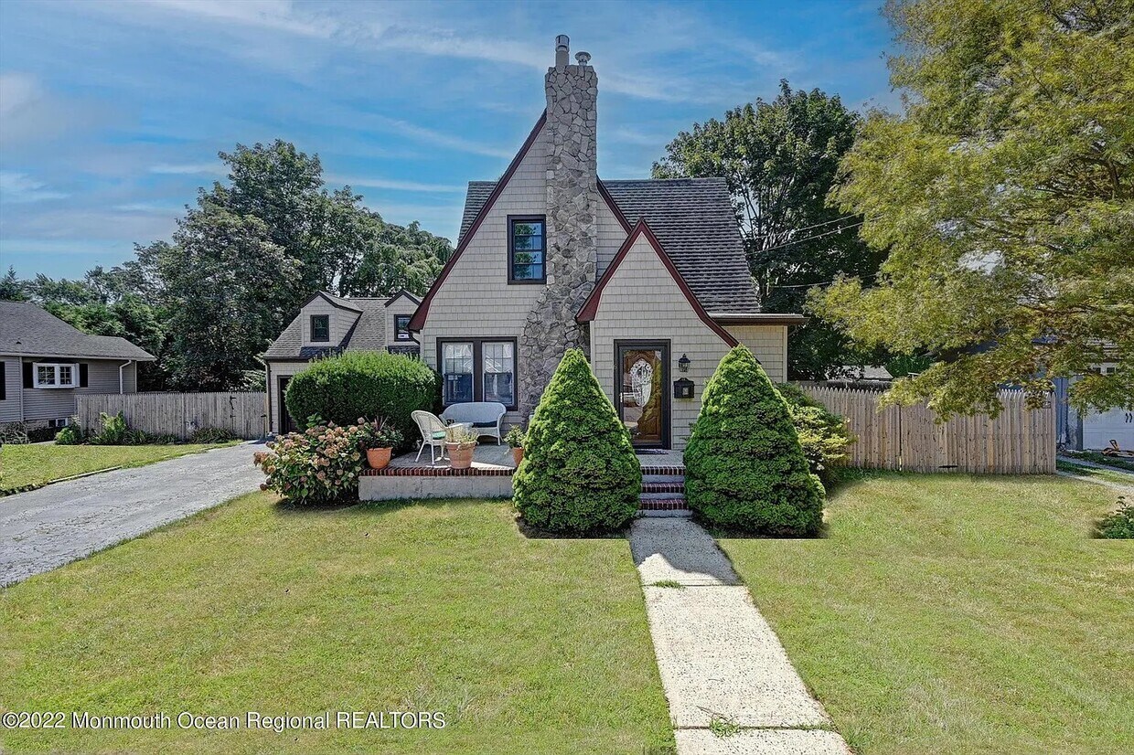 6 Chestnut Pl, West Long Branch, NJ 07764 - House Rental in West Long ...