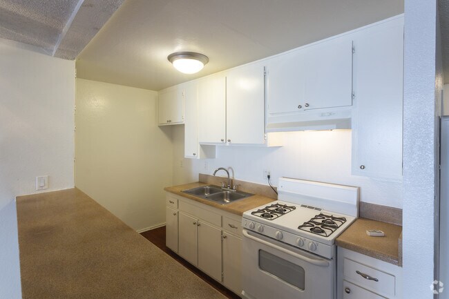 Terrace Pointe Apartments Apartments - Van Nuys, CA | Apartments.com