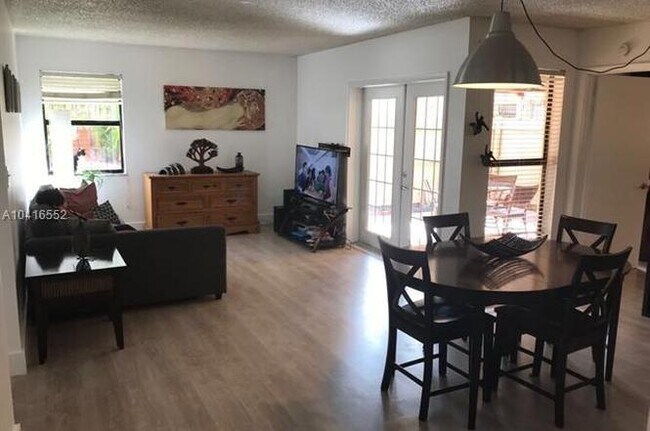 10865 NW 7th St Unit 12, Miami, FL 33172 - Condo for Rent in Miami, FL ...