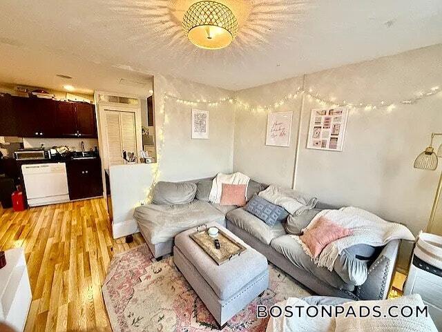 224 Hanover St Unit 17, Boston, MA 02113 | Apartments.com