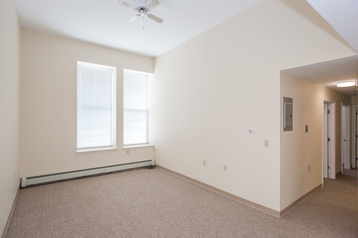 Grove Street - 55 Grove St Windsor Locks, CT 06096 | Apartments.com