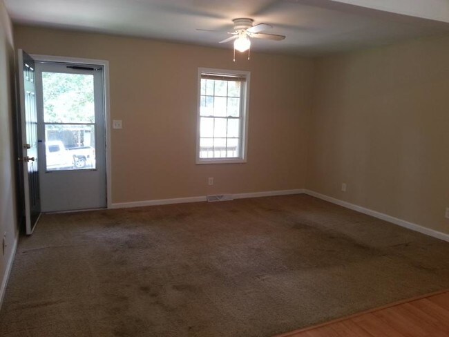 61 Pineridge Dr SE, Silver Creek, GA 30173 - House Rental in Silver ...