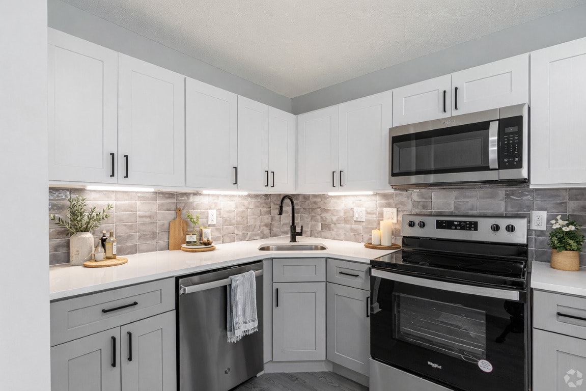 Toll Gate Estates - 76 Merlino Dr Groton, CT 06340 | Apartments.com