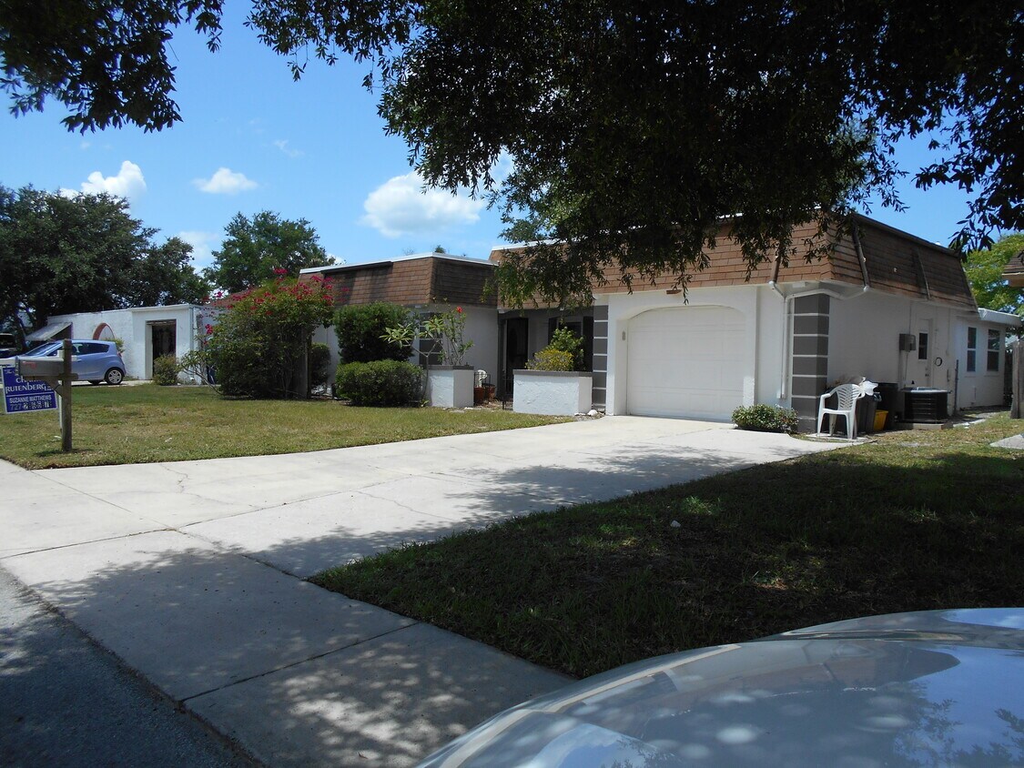 3635 Springfield Dr, Holiday, FL 34691 - House Rental in Holiday, FL ...