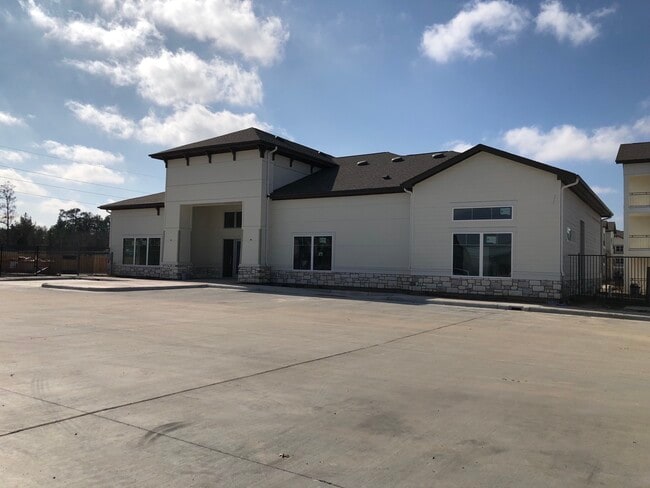 The Residences at Arbor Oaks - Apartments in Houston, TX | Apartments.com