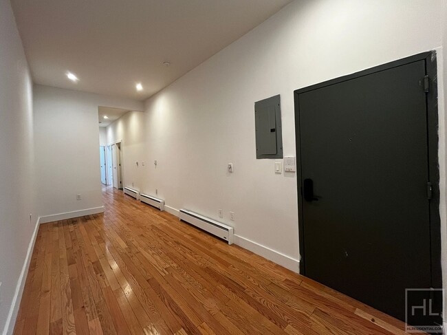 16-29 Summerfield St Unit 1L, Queens, NY 11385 | Apartments.com