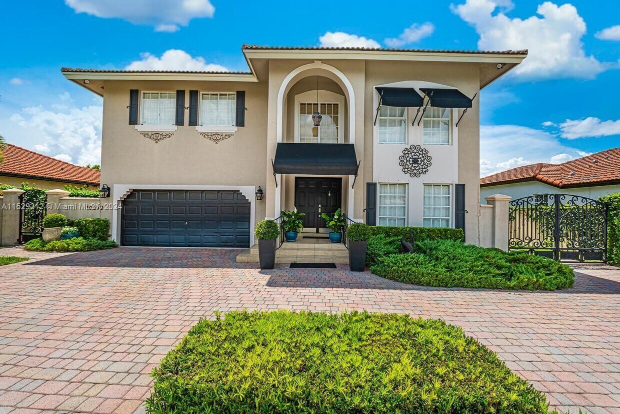 10272 SW 158th Ct, Miami, FL 33196 - House Rental in Miami, FL | Apartments.com