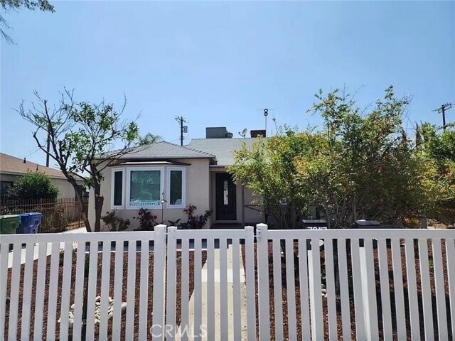 7845 Agnes Ave, Los Angeles, CA 91605 - House Rental in Los Angeles, CA ...
