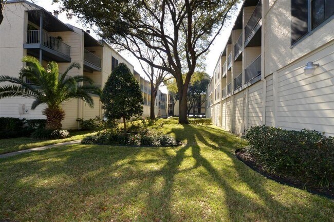 4001 E NASA Pkwy Unit 214, El Lago, TX 77586 - Condo for Rent in El ...