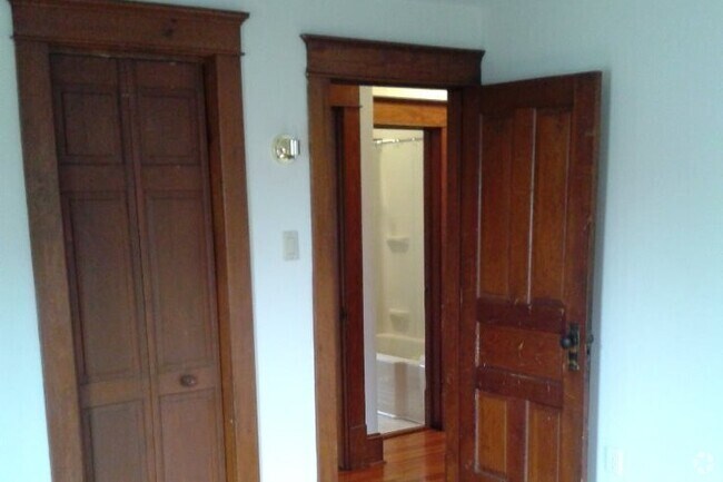 Apartments for Rent with High Ceilings in Spring Glen PA