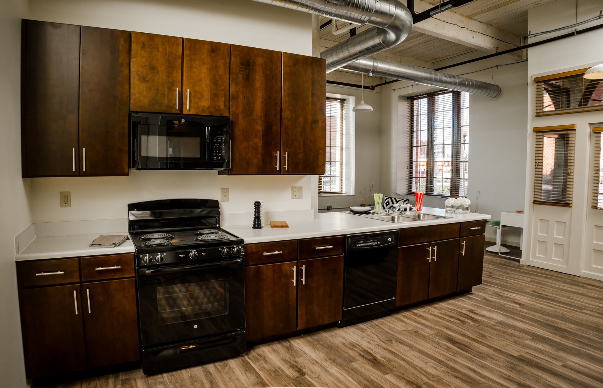 Station Plaza - 1900 Pine St Saint Louis, MO 63103 | Apartments.com