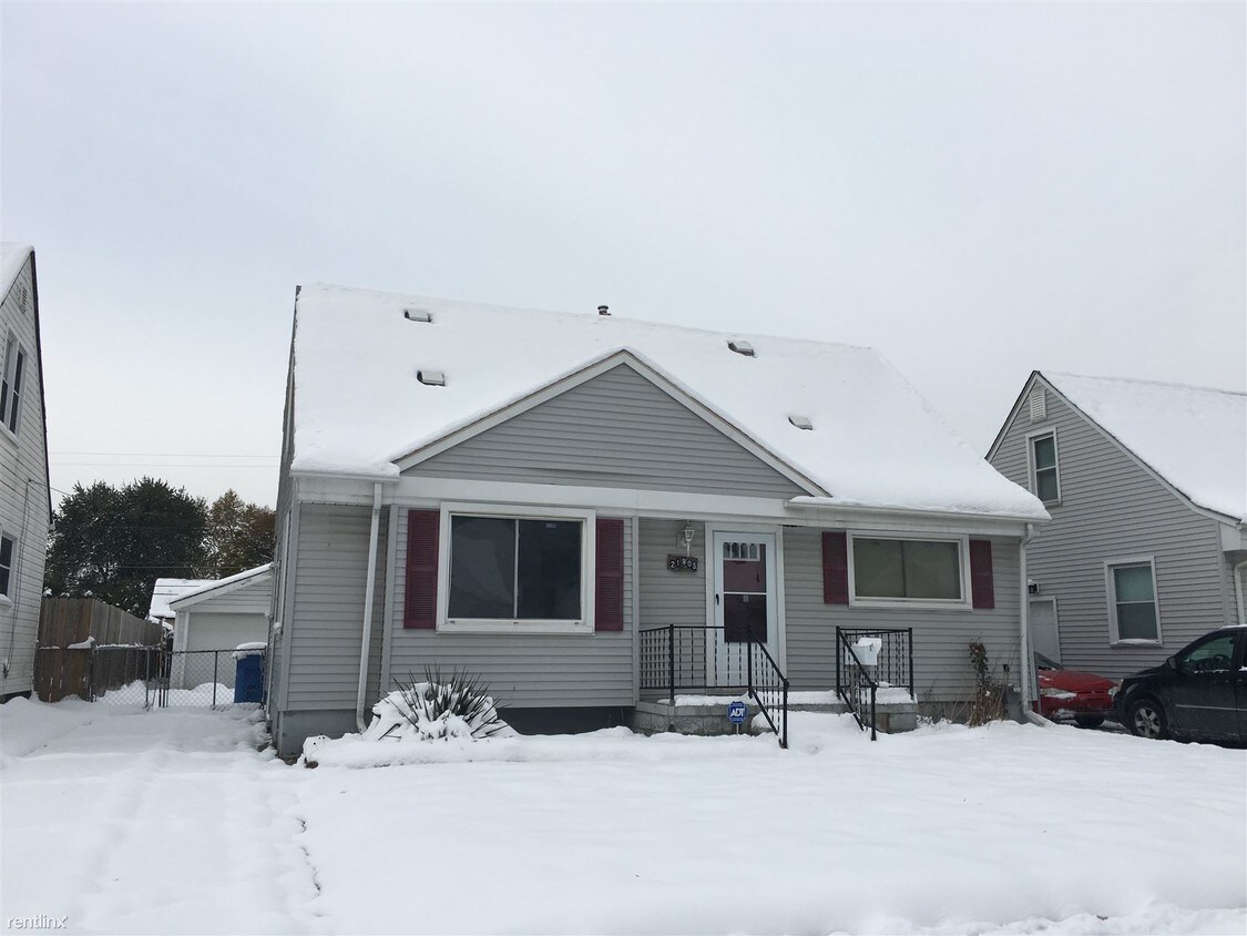 21805 Cyman Ave, Warren, MI 48091 - House Rental in Warren, MI ...