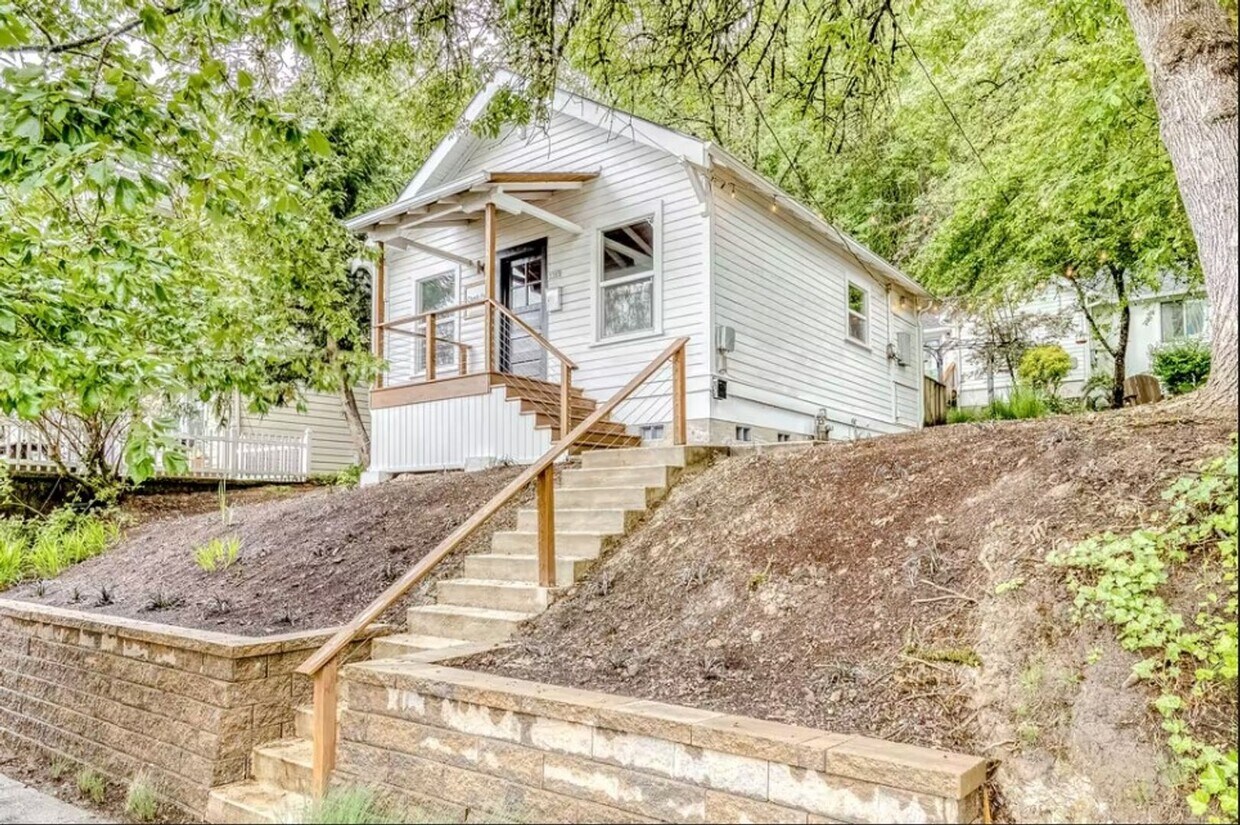 5505 S Corbett Ave, Portland, OR 97239 - House Rental in Portland, OR ...