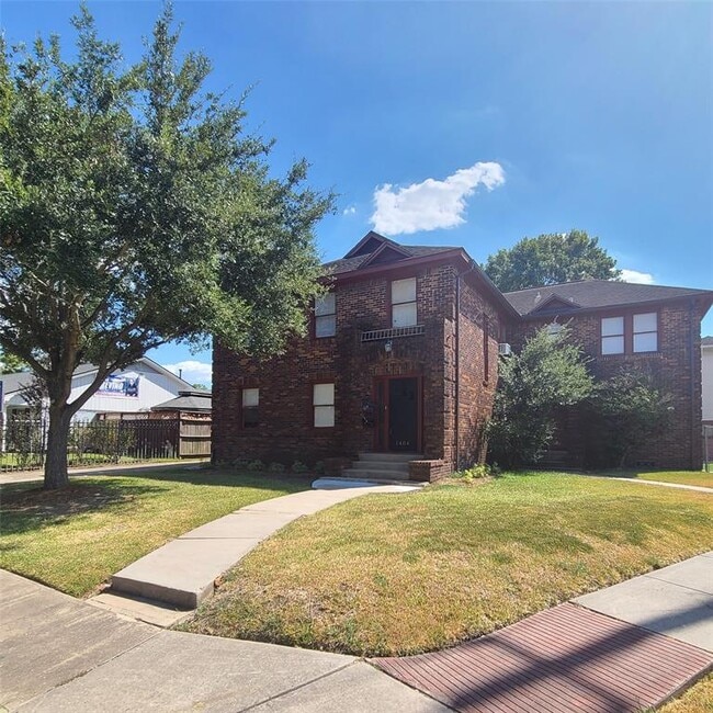 1404 Godwin St, Houston, TX 77023 - Room for Rent in Houston, TX ...