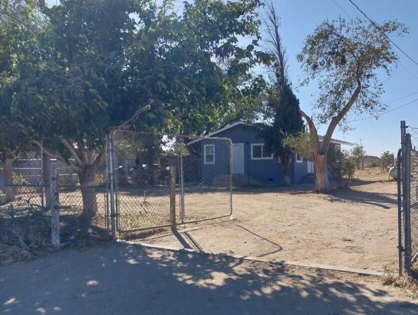 9129 Kemper Rd, Mojave, CA 93501 - House Rental in Mojave, CA ...