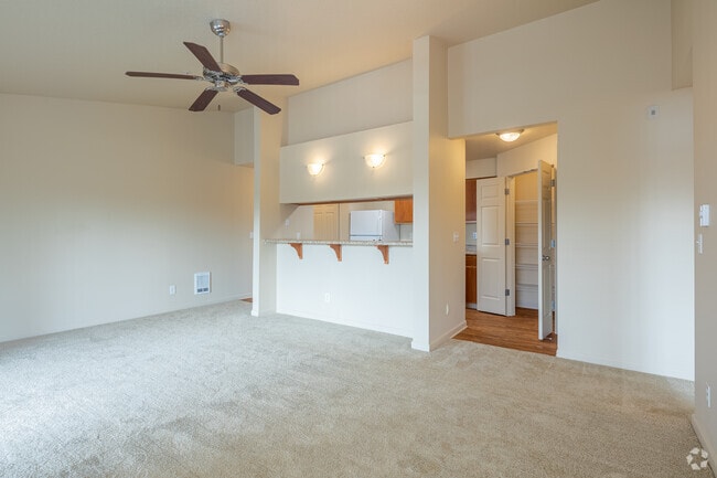 Apartments for Rent with Garages in Boring, OR
