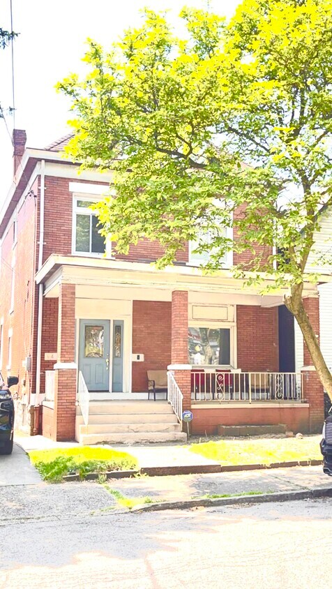 918 Clarissa St, Pittsburgh, PA 15219 - House Rental in Pittsburgh, PA ...