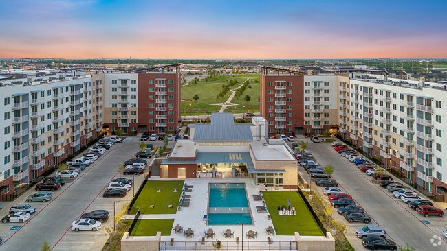 Apartments for Rent Near University of North Texas - Denton, TX Student ...