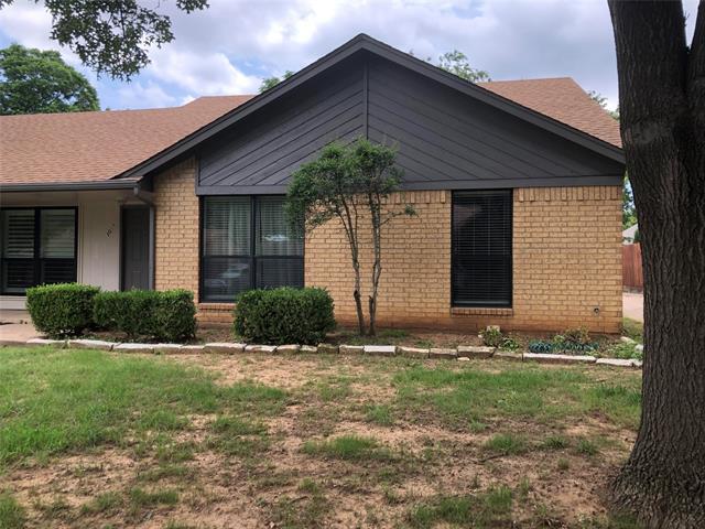 3011 Clover Ln, Euless, TX 76039 - Townhome Rentals in Euless TX ...