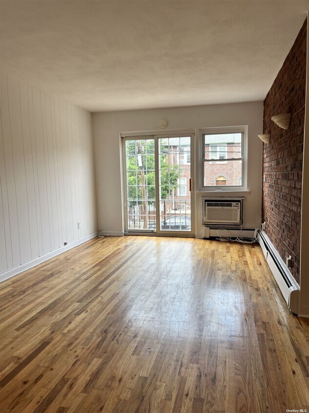 25-59-59 46th St Unit 2, Queens, NY 11103 - Room for Rent in Queens, NY ...