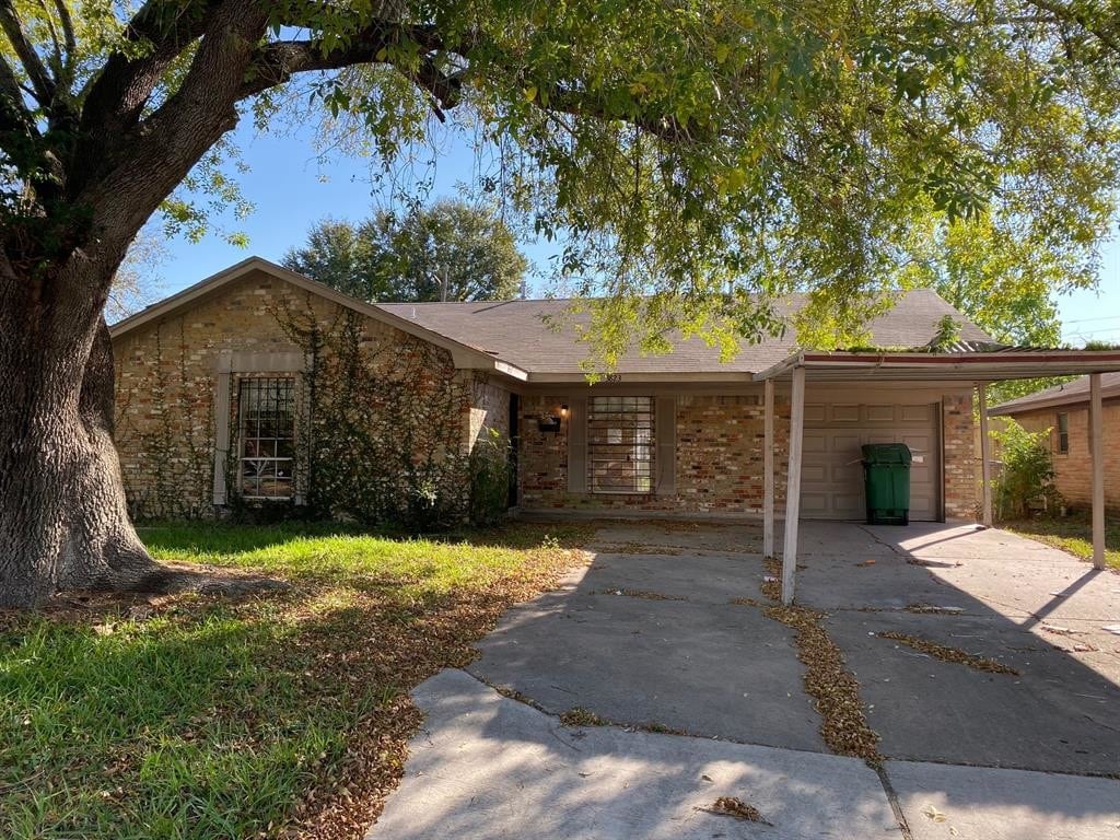 3823 Heatherbrook Dr, Houston, TX 77045 - House Rental in Houston, TX ...