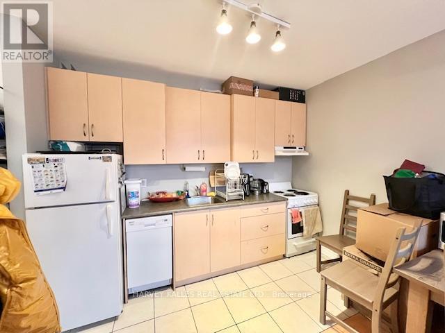 409 College St, Toronto, ON M5T 1T1 - House for Rent in Toronto, ON ...