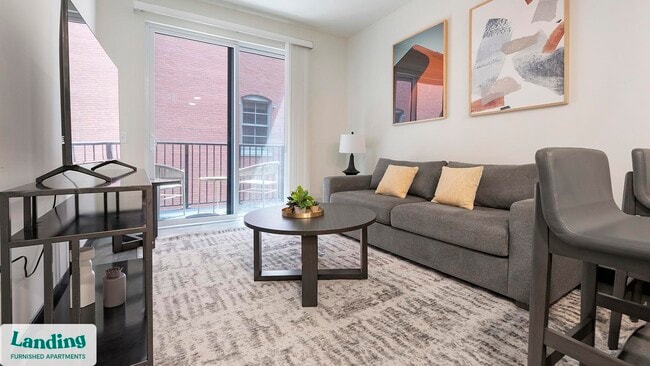 Downtown West St Louis Apartments for Rent with a Yard - Saint Louis ...