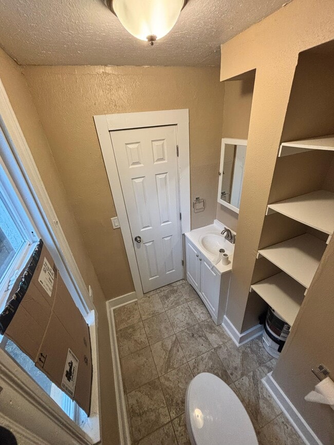 2289 E 93rd St, Cleveland, OH 44106 - House Rental in Cleveland, OH ...