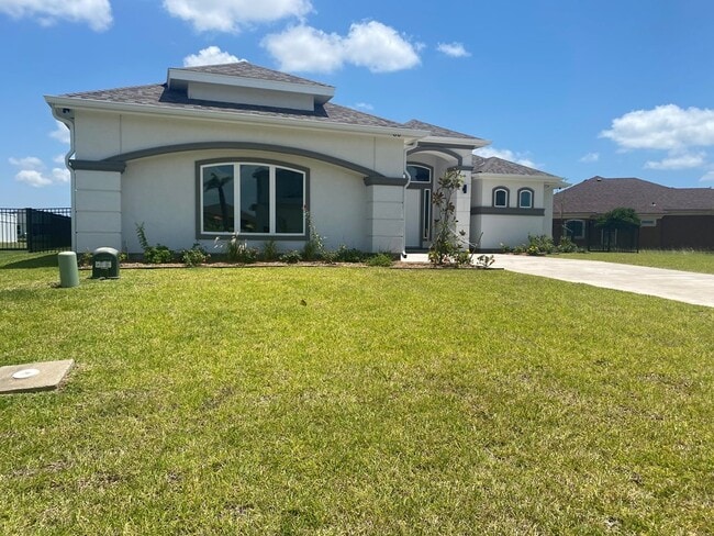 60 Whooping Crane, Port Isabel, TX 78578 - House Rental in Port Isabel ...