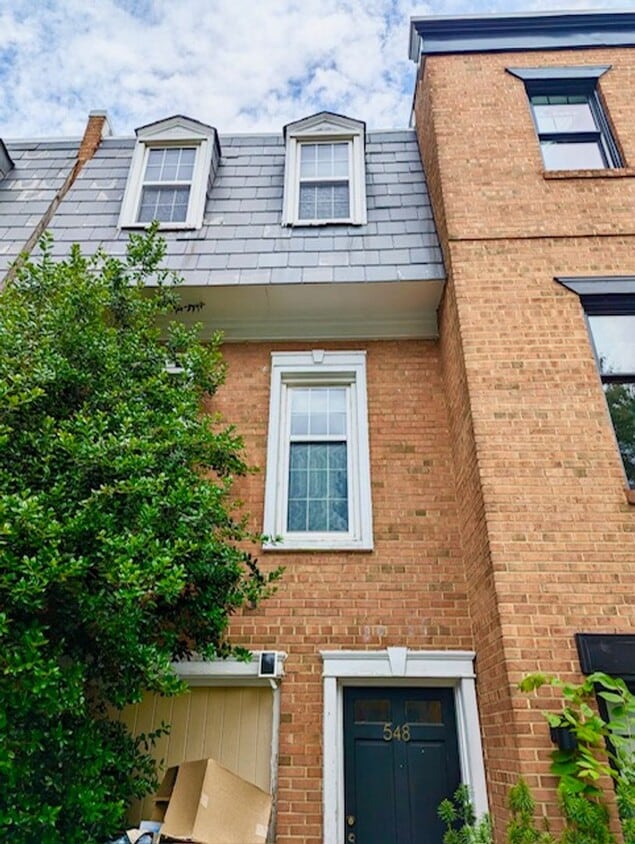 548 7th St SE, Washington, DC 20003 - House Rental in Washington, DC ...