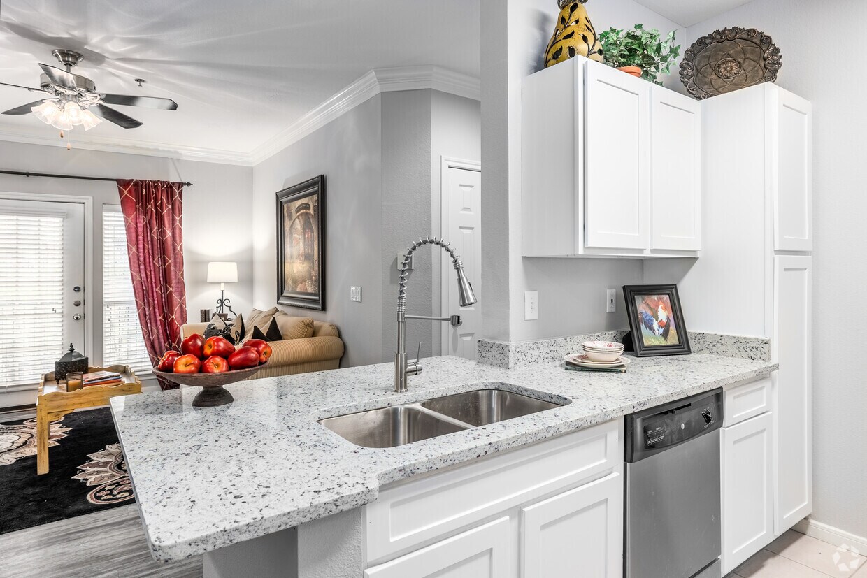 Park at Memorial - Apartments in Oklahoma City, OK | Apartments.com