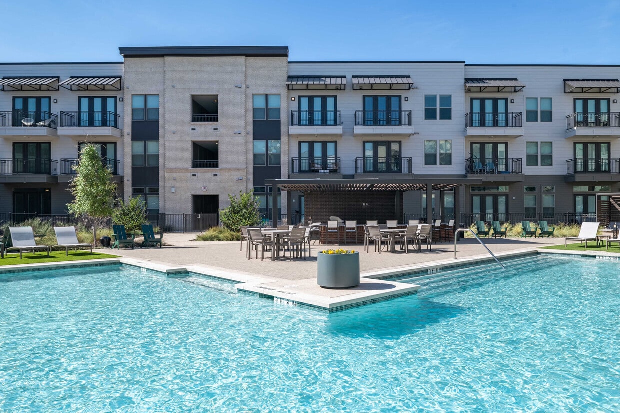 Atwell - 2100 E Broad St Mansfield, TX 76063 | Apartments.com