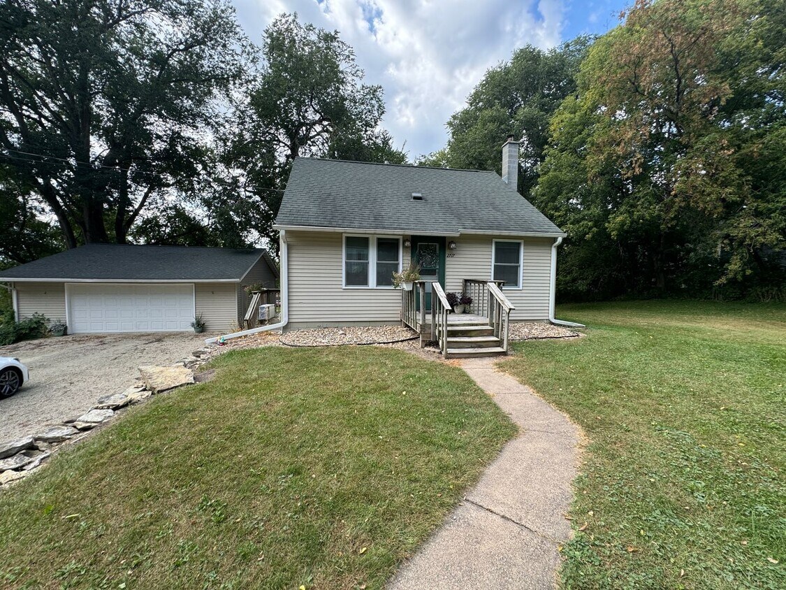 2717 41st Ave SE, Rochester, MN 55904 - House Rental in Rochester, MN ...