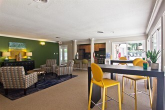 Cary Pines Apartments and Townhomes* Rentals - Cary, NC | Apartments.com