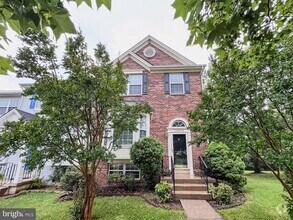 Linton Crest Pet Friendly Apartments for Rent - Bristow, VA - Updated ...