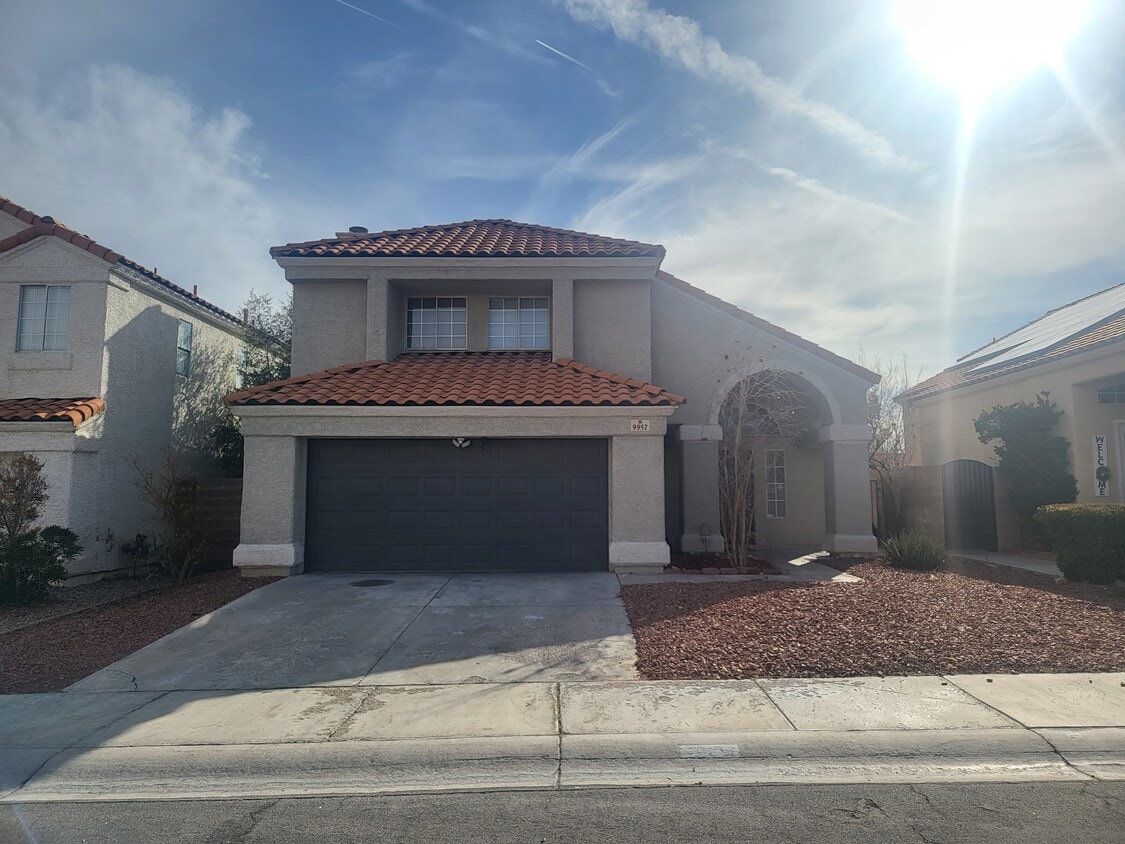 9957 Dove Ridge Dr, Las Vegas, NV 89117 - House Rental in Las Vegas, NV ...