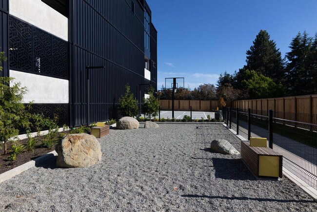 Ember - Apartments in Lynnwood, WA | Apartments.com