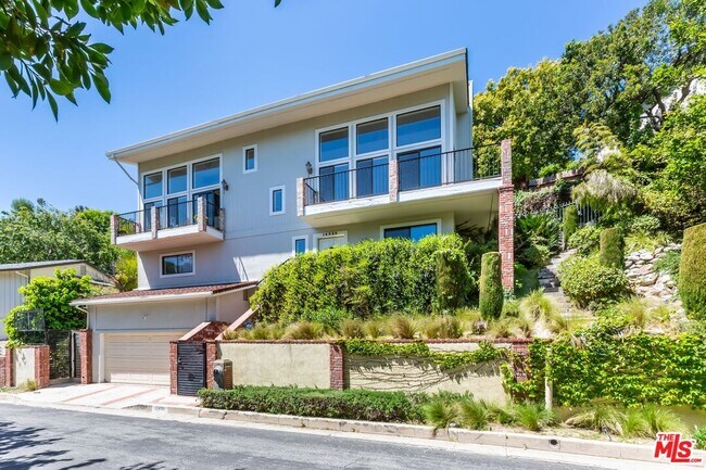 14550 Round Valley Dr, Los Angeles, CA 91403 - House Rental in Los ...